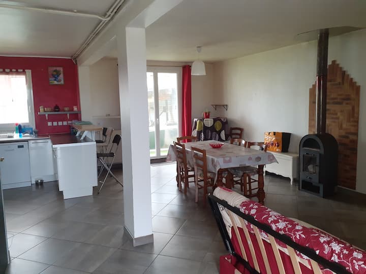 Maison Avec 3 Chambres Et Un Grand Terrain - Saint-Chély-d'Apcher