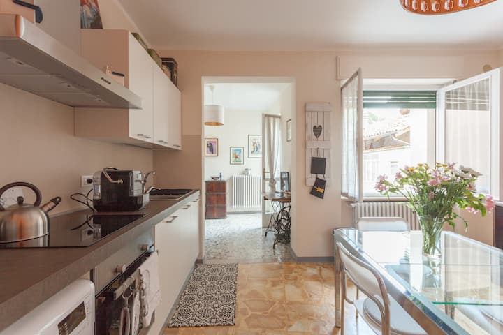 Cadelcivich Monforte D'alba - Casa Franca - Barolo