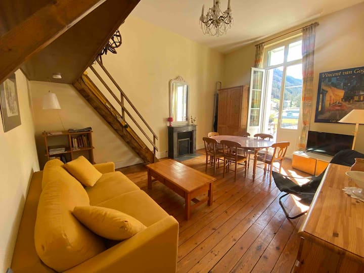 Appartement De 60m2 Dans Le Centre De Cauterets - Cauterets