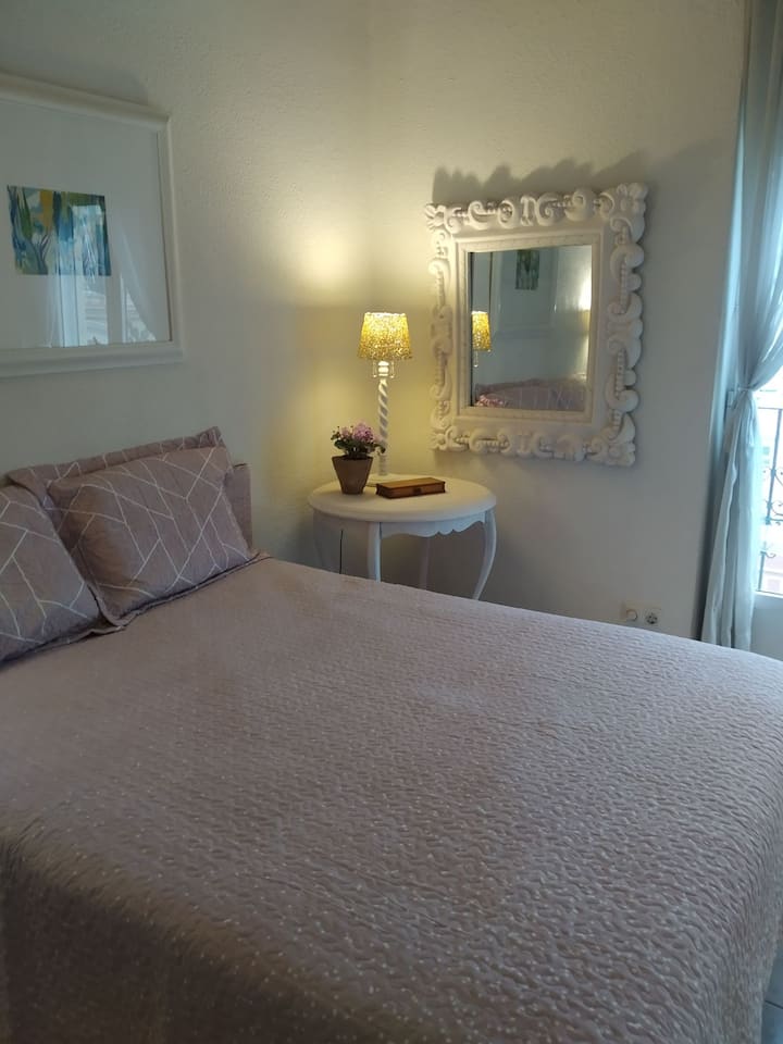 Habitación En El Centro - Valencia