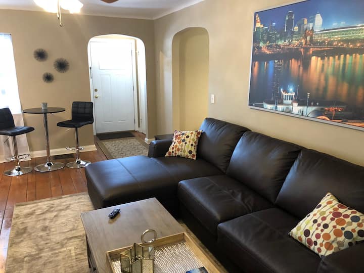Comfortable Large House Near Everything! - Cincinnati