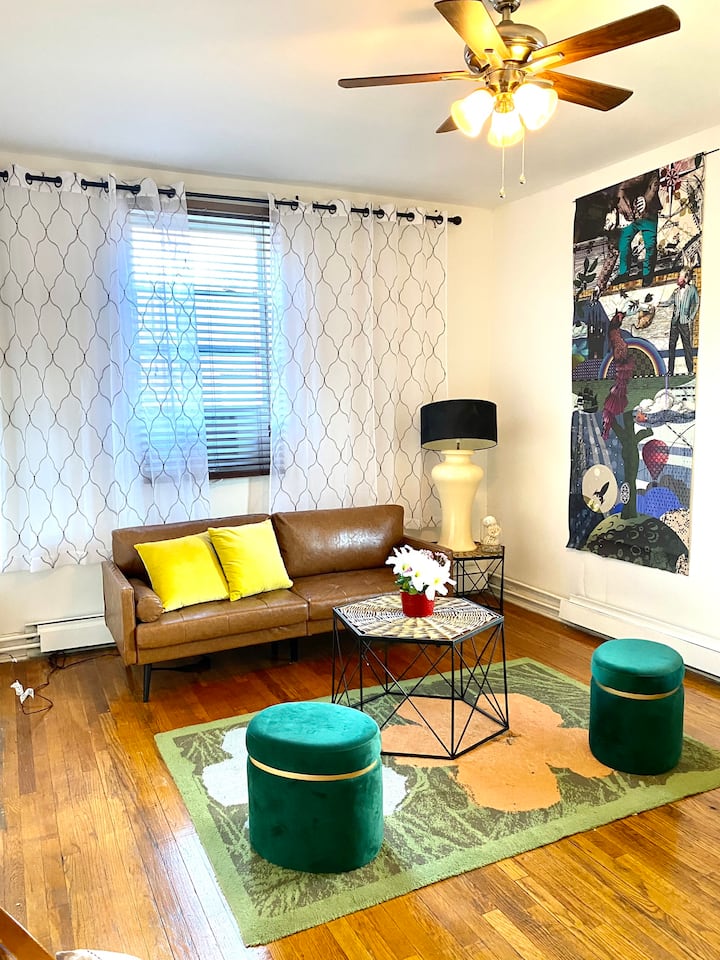 (C) Large 1 Bdr Apt Next To Convention Center - Upper Arlington, OH