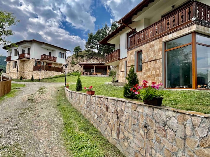Farmhopping Village House 3 - Dobarsko