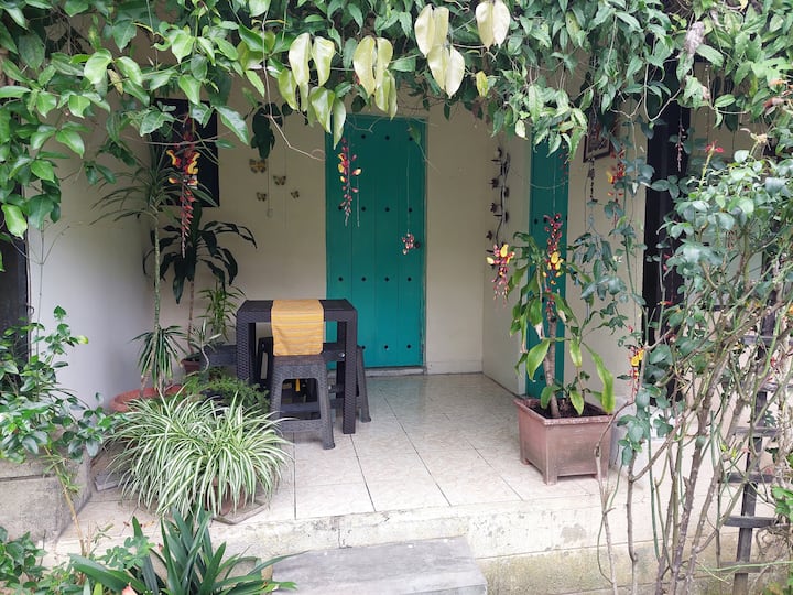 Apartamento Amplio, Cómodo Y Acogedor - Antigua Guatemala