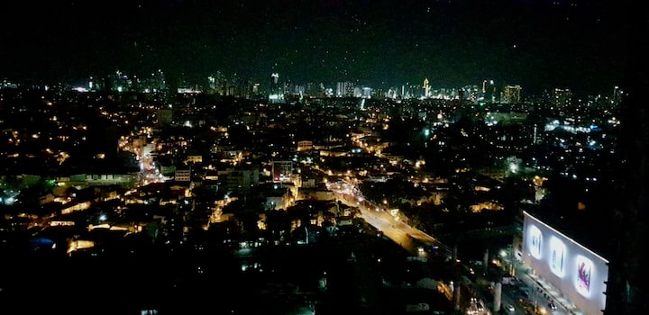 Sm Sta Mesa /Lrt2/wifi Internet/ Uerm - Quezon City