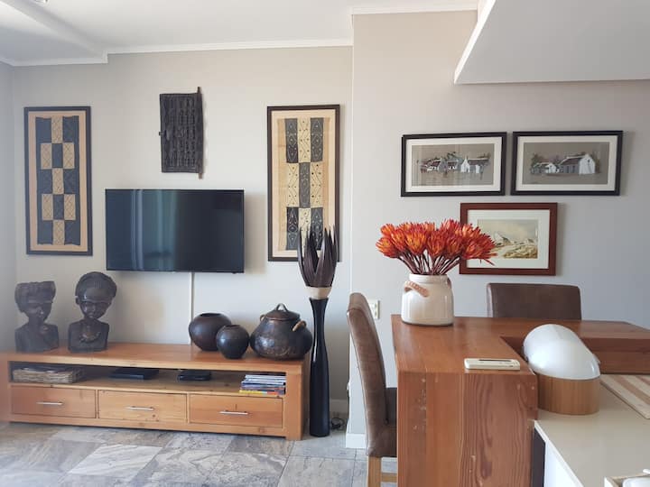 Harbour Bridge Suite 220 - Cape Town