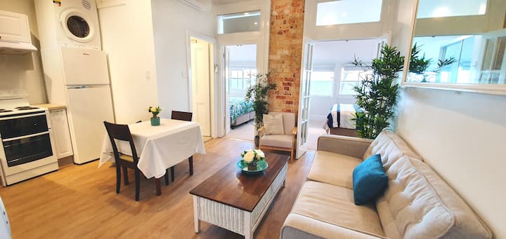 Beachfront Surfside Apartment; Apt 7 Apartment 7 · - Manly