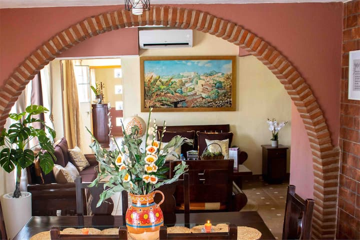 *Well-located 2br Apartment • Cozy & Cool With A/c - Cuernavaca