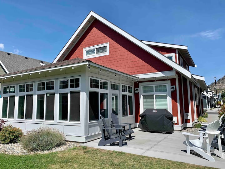 The Lakeside Cottage #69 - Osoyoos