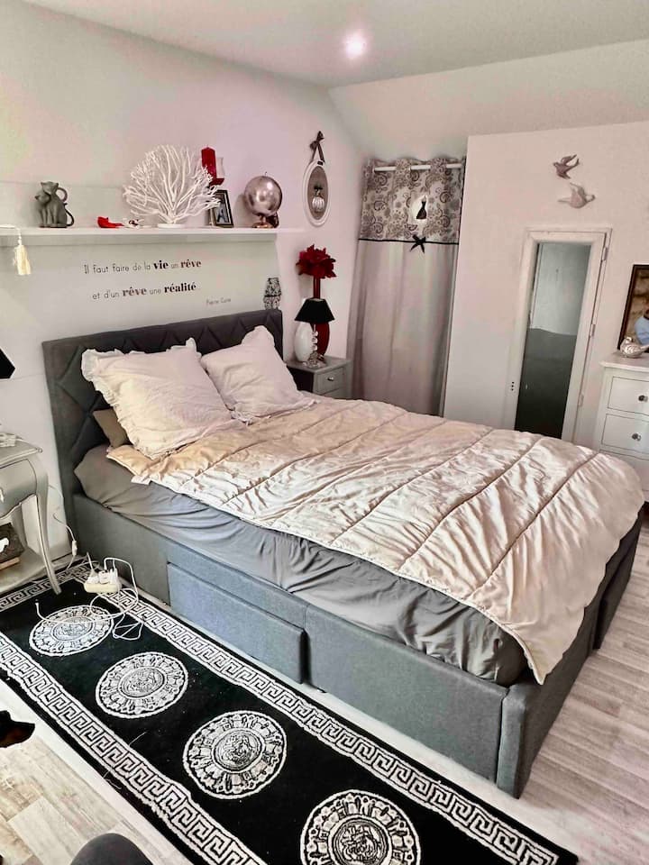 Chambre Dans Maison Privative Avec Conciergerie - Yvoire