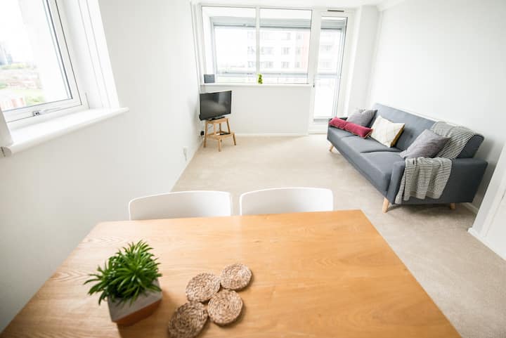South Manchester Flat With A View - Manchester
