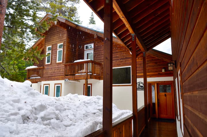 5 Br Lake Tahoe Vacation Rental "Klaus Haus" - Tahoma, CA