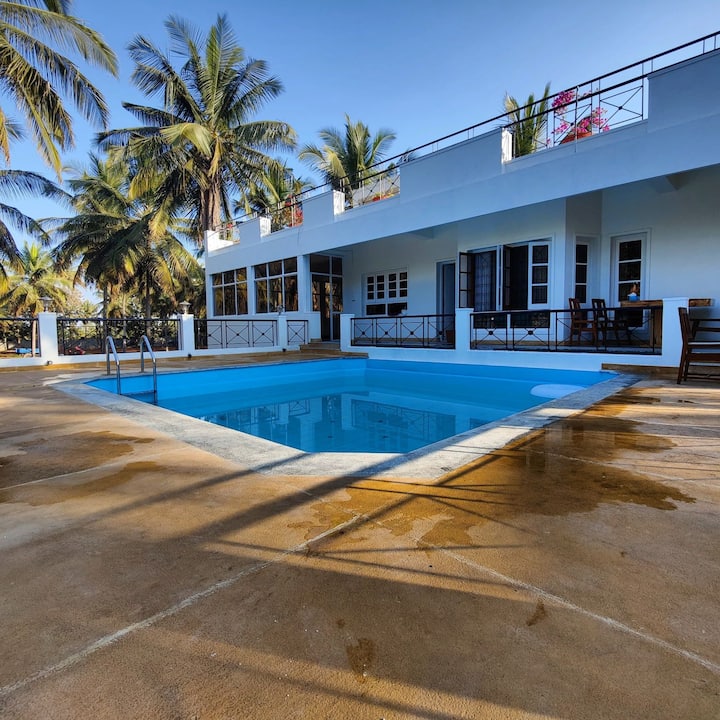 Cedar House Bougainvillea 20 Mins From Koramangal - Bangalore
