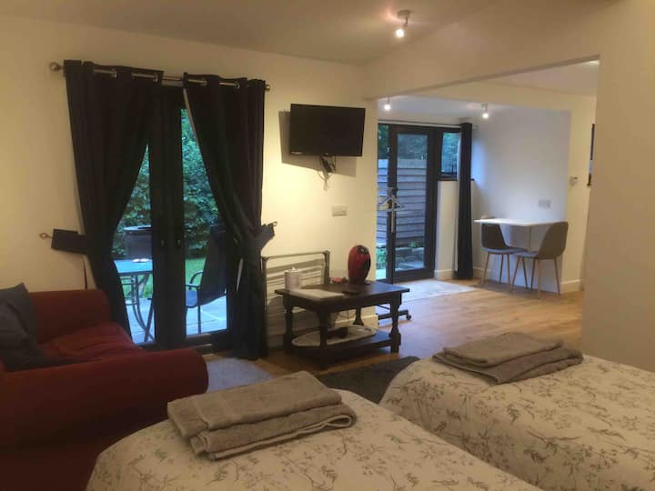 Gelli Lodge. Private Hideaway In Knighton - Herefordshire