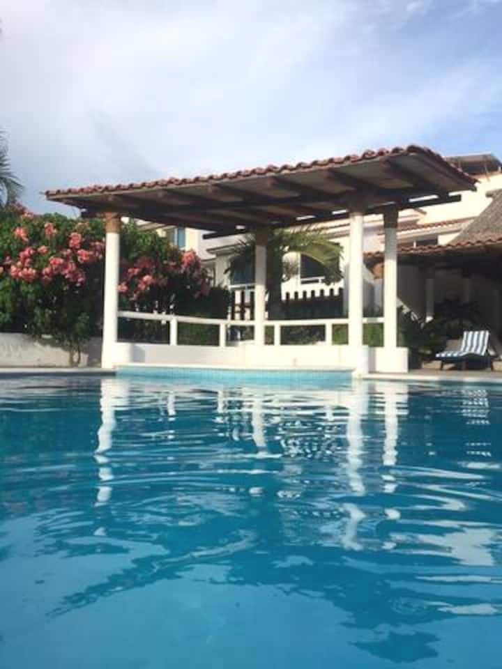 Hermosa Villa En Acapulco Playa Diamante - Acapulco