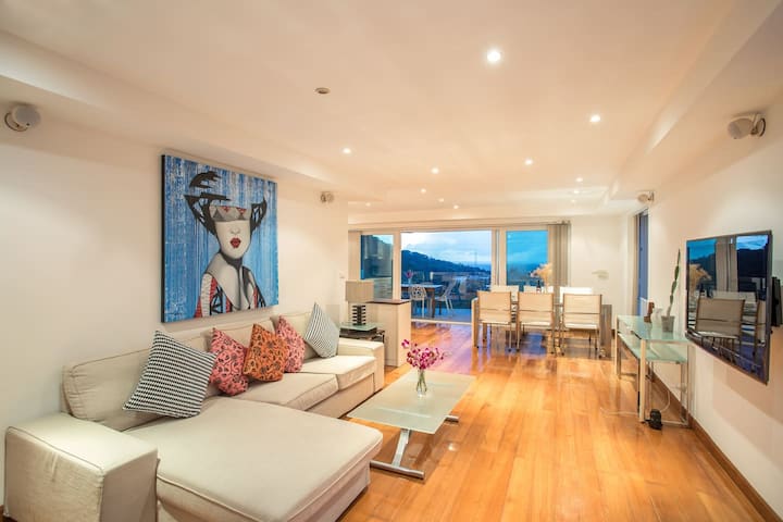Superb 2-bedroom Seaview Condo In Kata - Phuket
