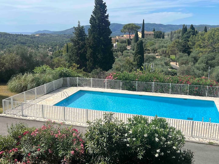 Grasse - Chambre Indépendante - Parking Et Piscine - Grasse