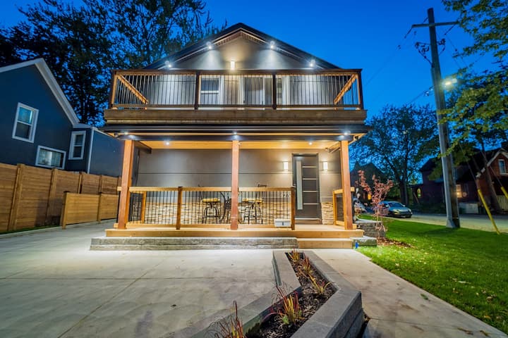 Cozy 'Riverside' 2 Bedrooms, Mins To The Falls - Niagara Falls, NY