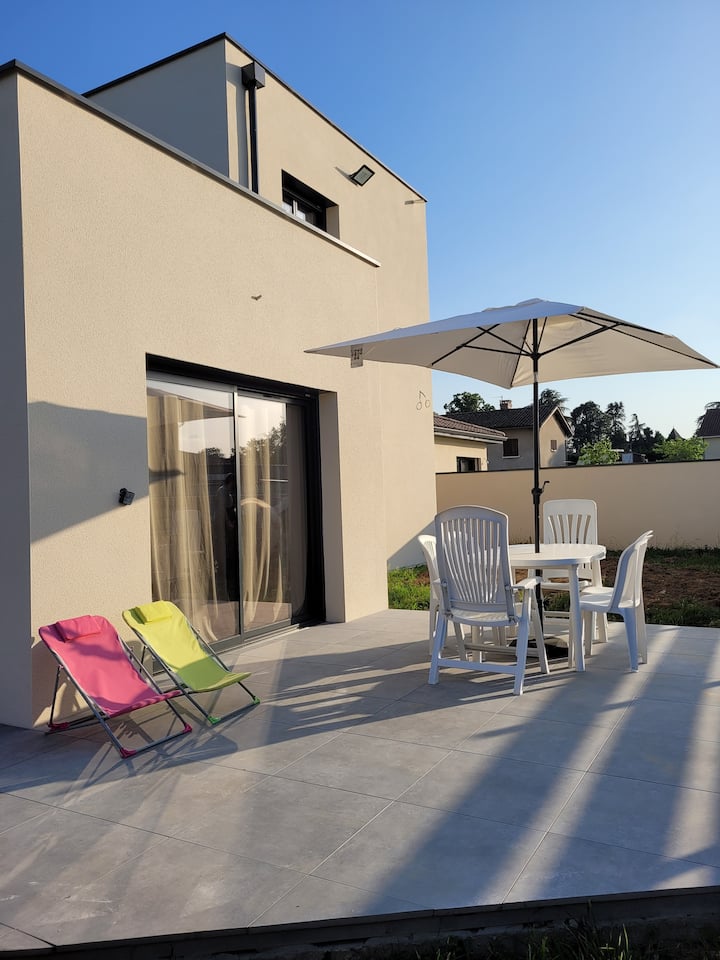 Studio à 5 Min De La Sortie Autoroute - Romanèche-Thorins