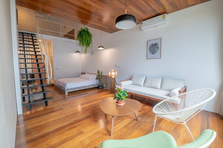 No.2 Duplex Lounge 5m To Bts Asoke For Frns&family - Bangkok