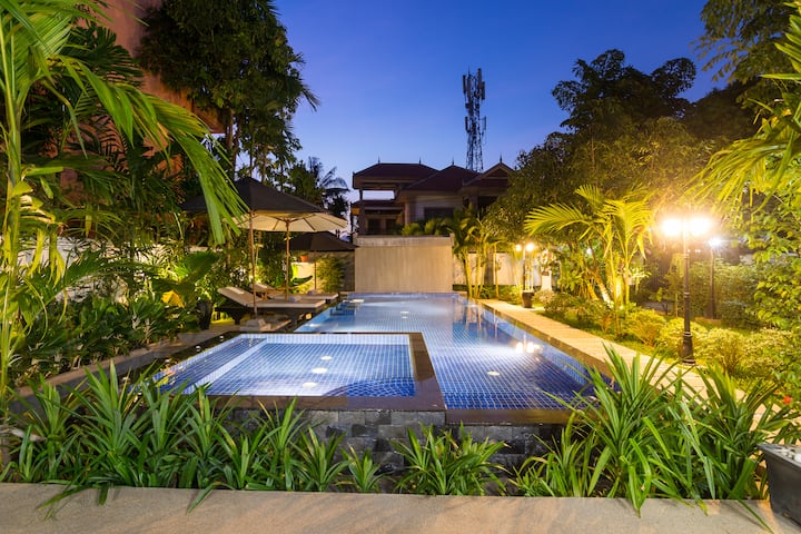 Luxury + Private Pool+ Parking, In The City Center - Cambodge