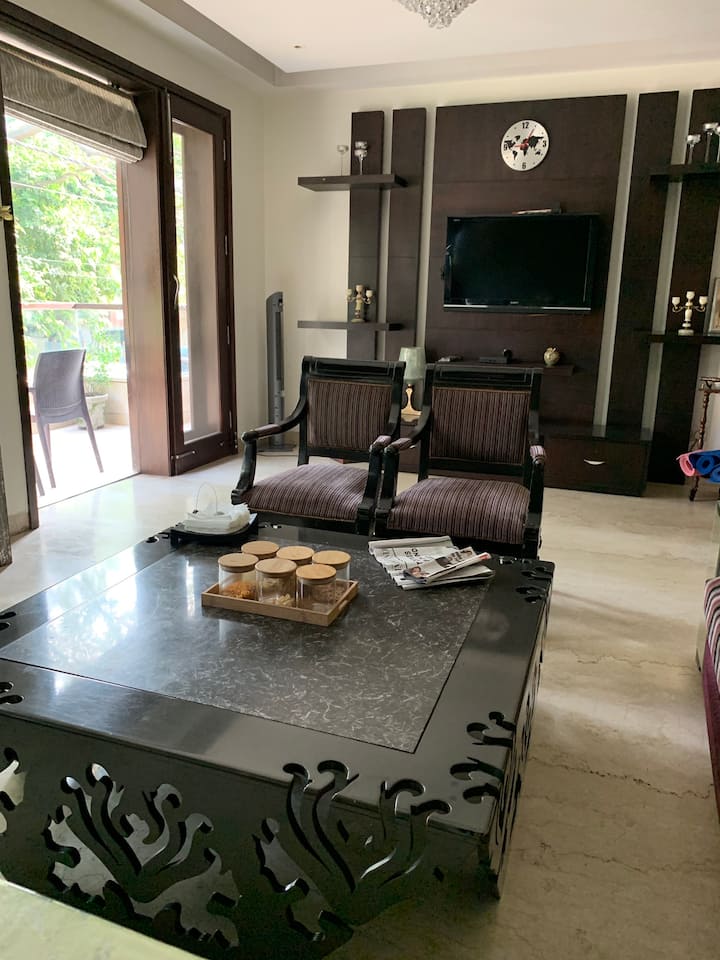 “Private 5 Star Home In City Centre”-5min Fm Metro - New Delhi