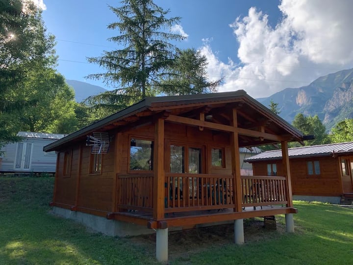 Chalet Dans Camping à La Montagne ! - Embrun