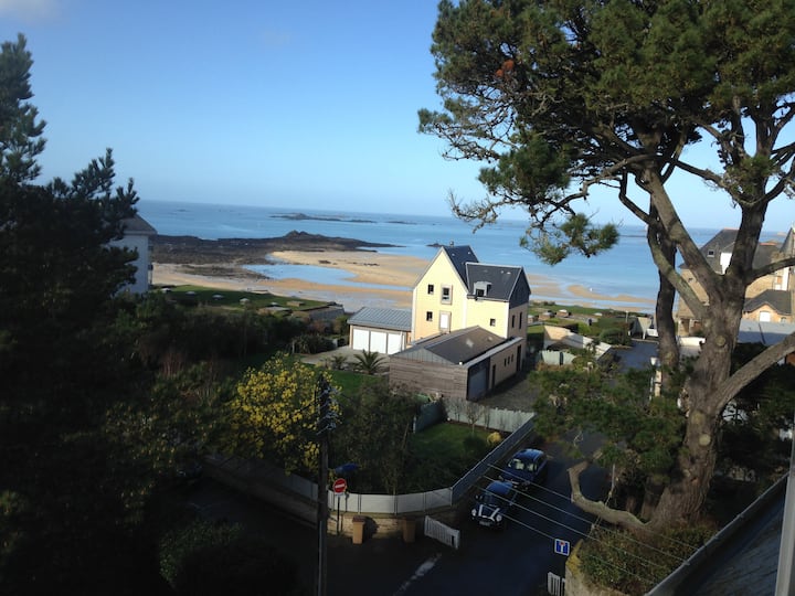 Dinard Appartement Vue Mer - Plage St Enogat - Dinard