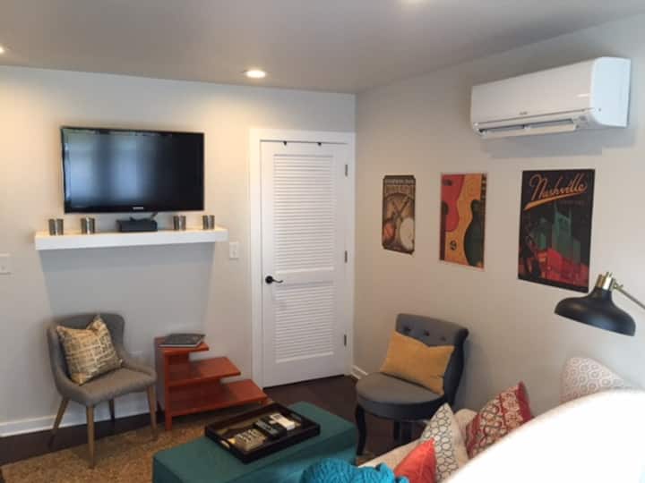 **Trendy Private Guest House* Walk To Everything** - Nashville, TN
