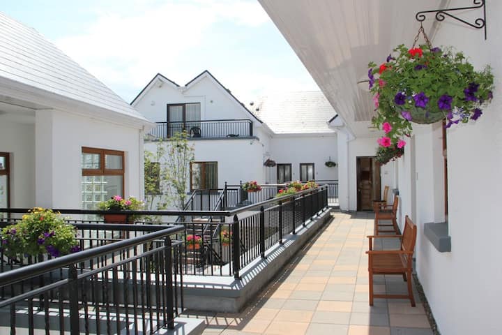 Galway Flat - Claregalway