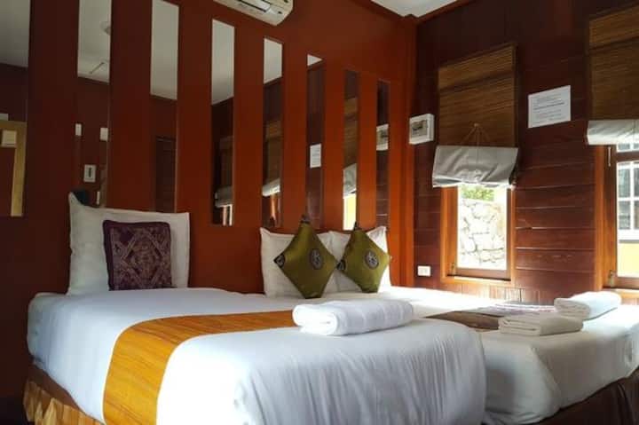B4 : Basic Room 3 Prachuap Garden View Resort - Prachuap Khiri Khan