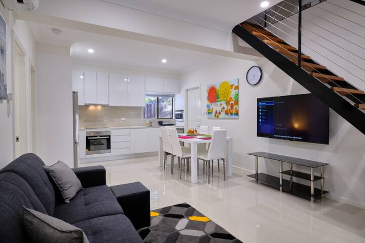 Loft On Kite: Accommodation In The Heart Of Orange - Orange