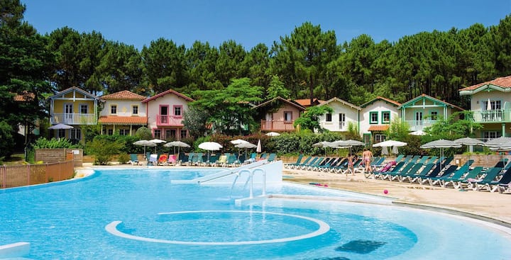 Maison Au Cœur Du Golf Avec Piscine Chauffée - Lacanau