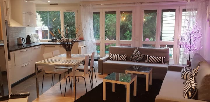 Lovely Apartment In Champs Elysees. - Tour Eiffel - Paris