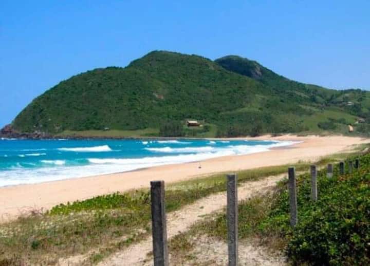 Condomínio Com Portão Eletrônico Com Fácil Acesso - Garopaba