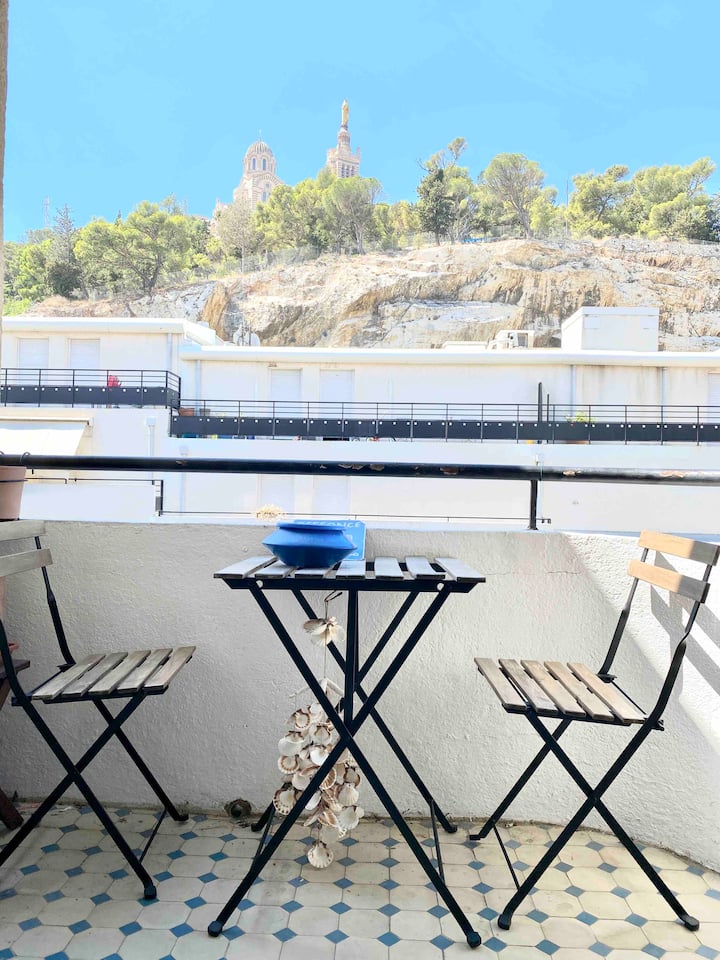 Vauban Avec Vue Notre Dame De La Garde - Marseille