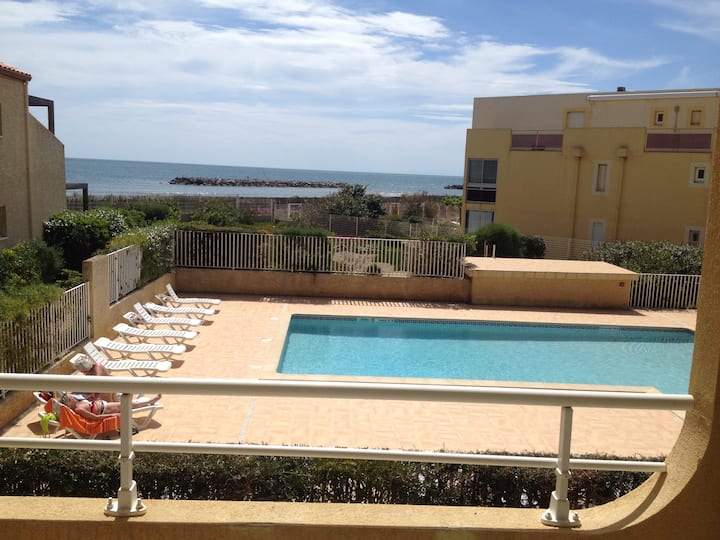 Appartement Face à La Mer , Les Pieds Dans L' Eau - Vendres Plage