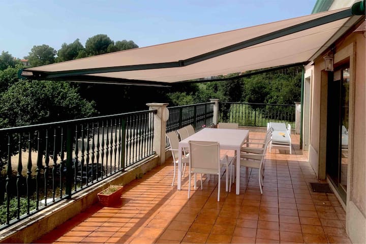 Sanxenxo: Céntrico áTico, Gran Terraza-bbq,garaje - Sanxenxo