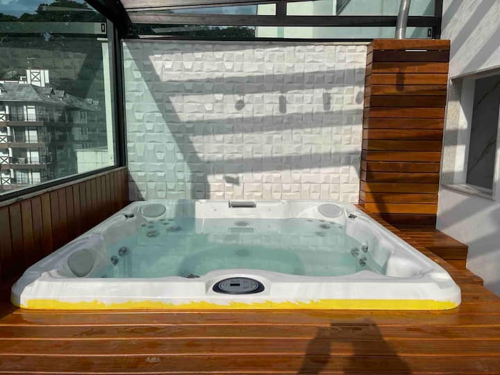 Private duplex, jacuzzi, and sauna coverage - Apartments for Rent in ...