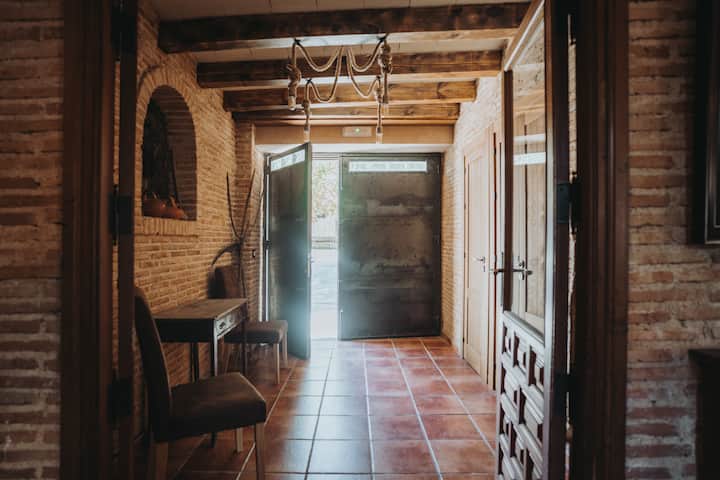 Posada Del Tiempo Casa Rural , Rústica Y Moderna - Buitrago