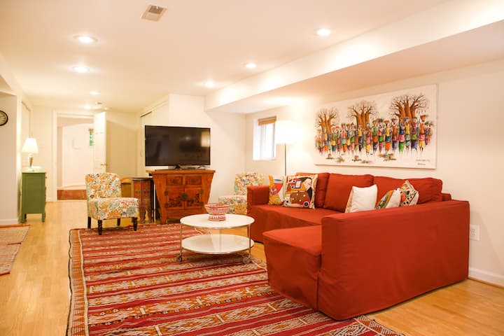 Super Comfortable - Great Space - Walk To Metro - Arlington, VA