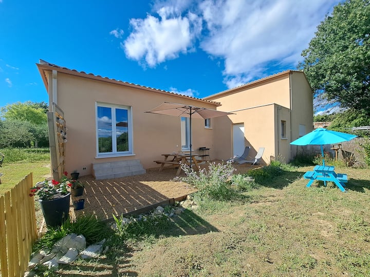 Petite Maison Au Calme, à L'orée Du Bois - Languedoc-Roussillon