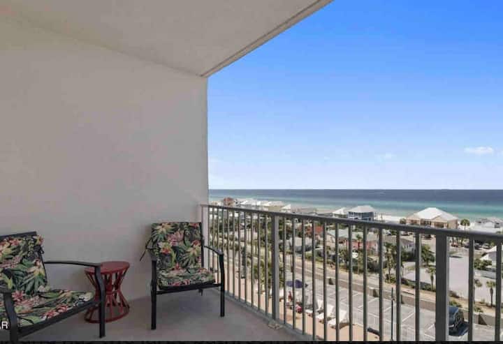 1bd/2ba Plus Bunk Room, Ocean Views & Heated Pool - Panama City Beach, FL