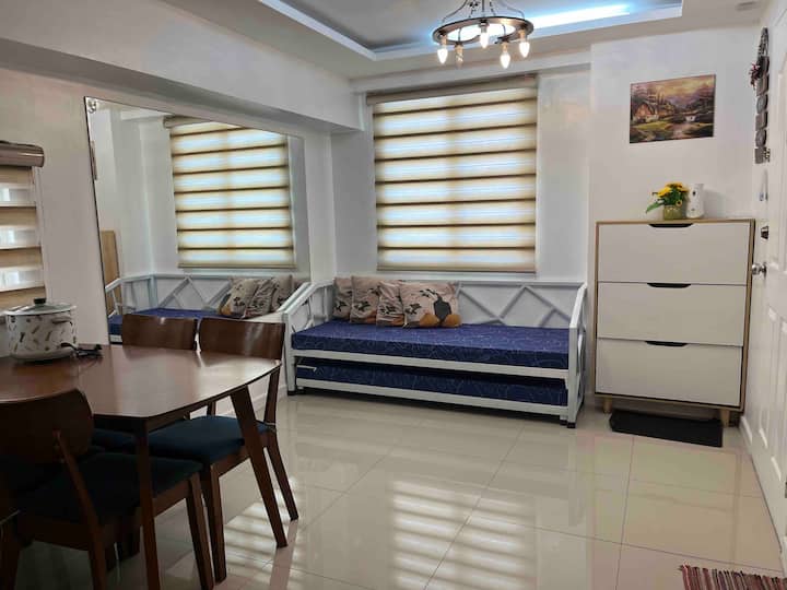 Cozy Unit With 2 Rooms And Balcony - Valenzuela