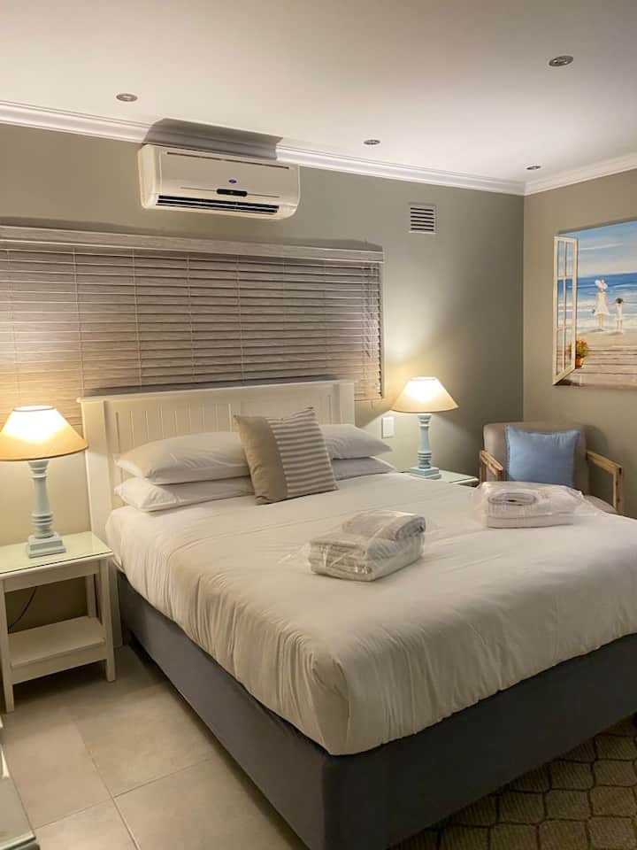 Unit6-kite Beach Apartment, Studio Unit -2 Sleeper - uMhlanga