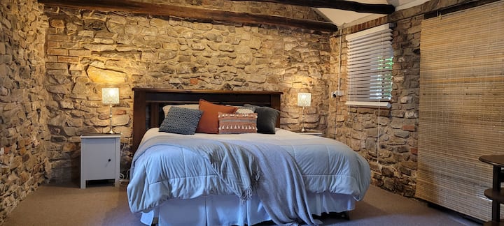 Hahndorf Holiday Rentals & Homes - South Australia, Australia | Airbnb