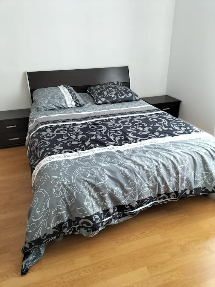 2 Chambre Lumineuse Chaque Chambre Un Lit Double - Niort