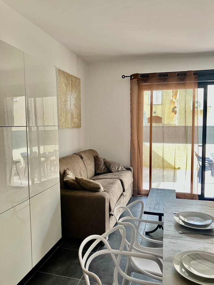 Maison Proche De La Mer, Pour 6 Personnes. - Biguglia