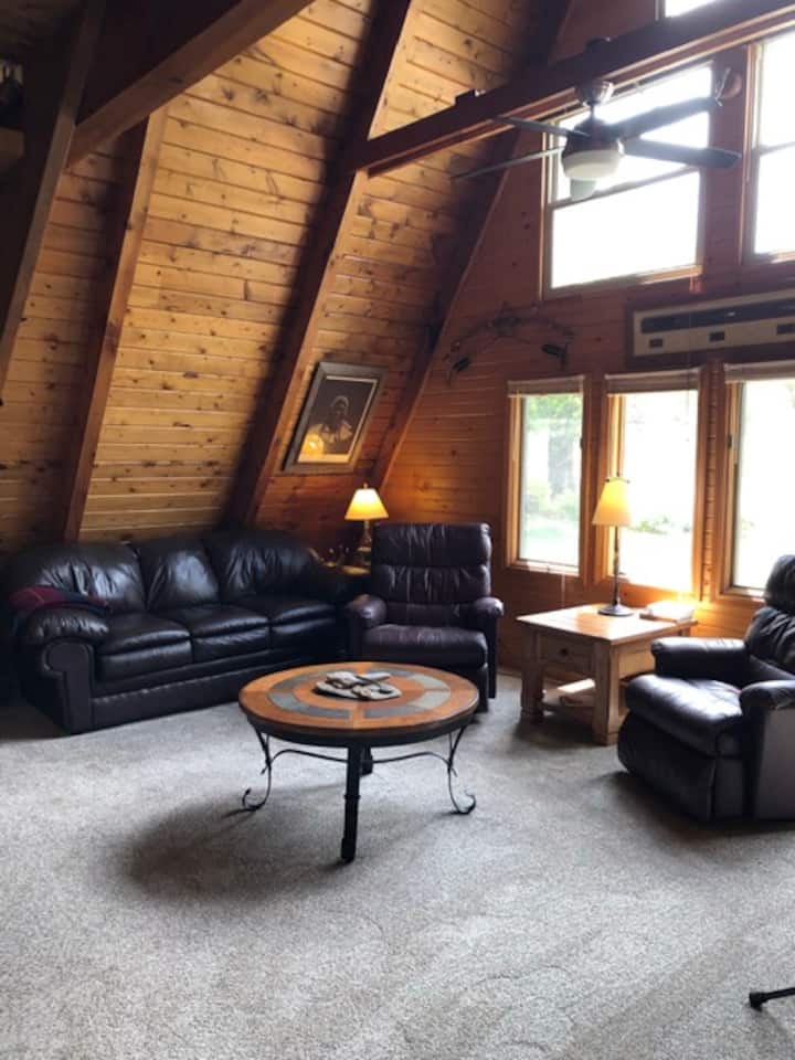 20 Minutes From The Park-sleeps 10 Adults! - Island Park, ID
