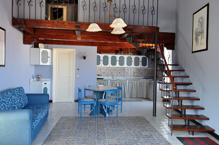 Appartamenti Di Villa Elizabeth A2  4 Posti Letto - Milazzo